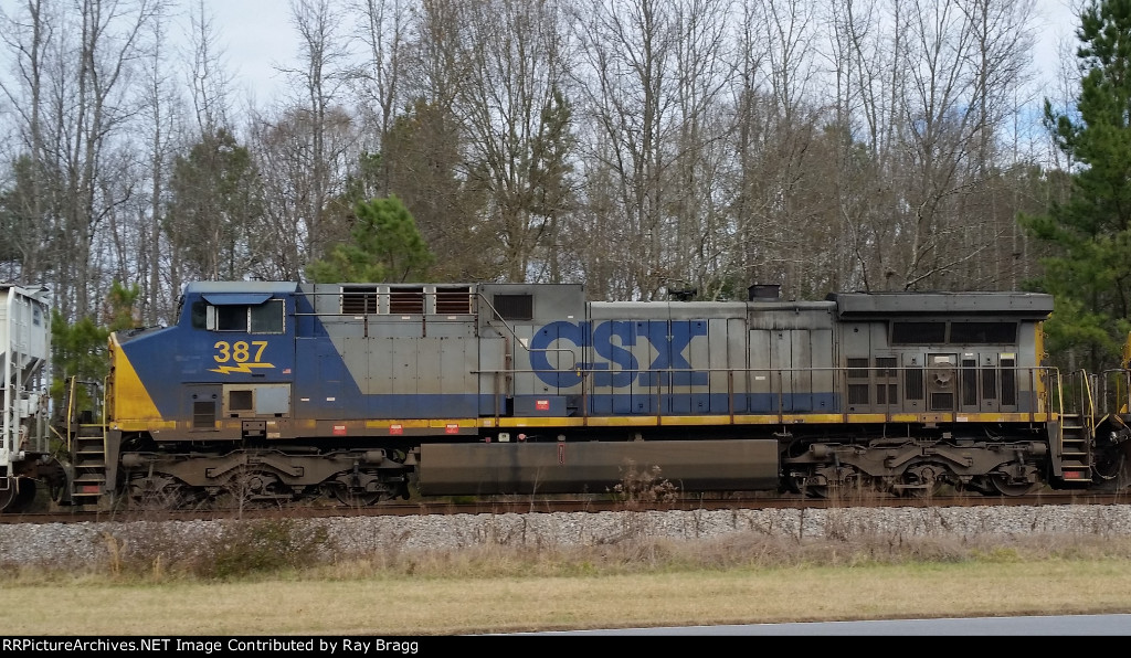 CSX 387 (AC44CW)